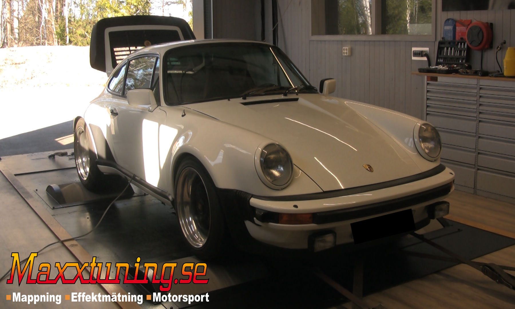 Installation and tuning 422WHP Porsche 930 MaxxECU V1 - Maxxtuning AB