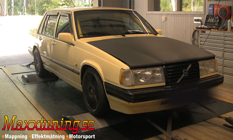 Installation and tuning 477WHP Volvo 740 Turbo MaxxECU V1 - Maxxtuning AB